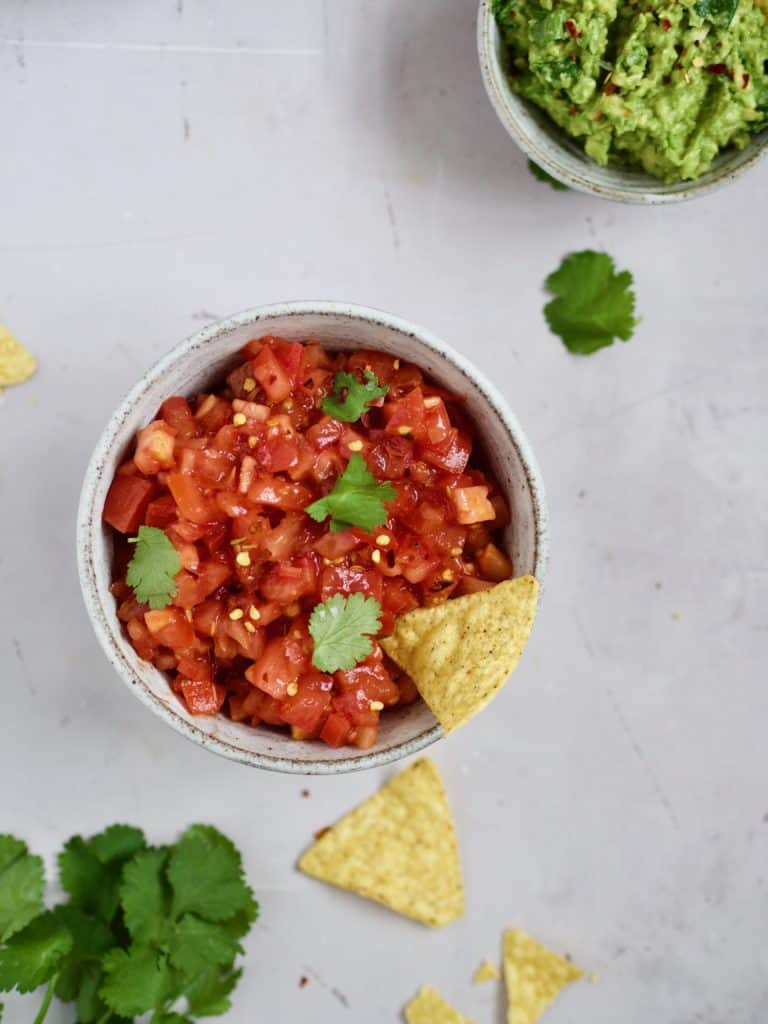 Tomatsalsa - opskrift på skøn mexicansk salsa på 10 min.