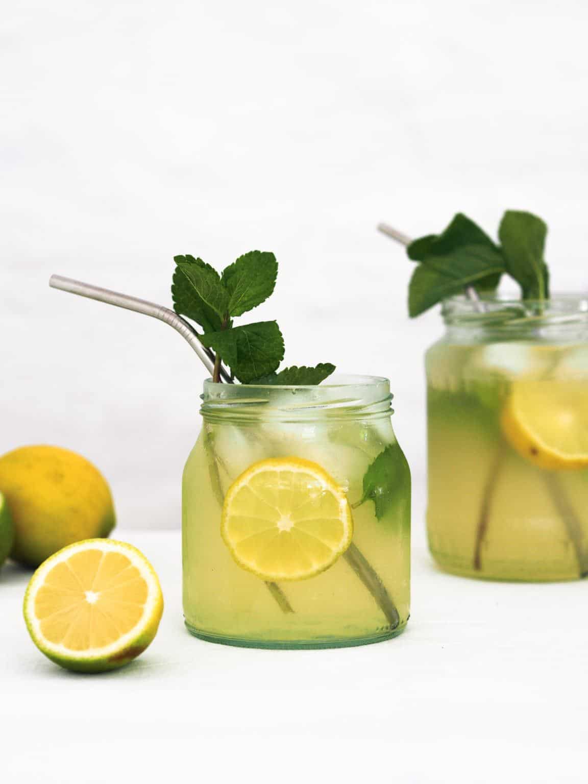 Lemonade - Opskrift på hjemmelavet citronlemonade