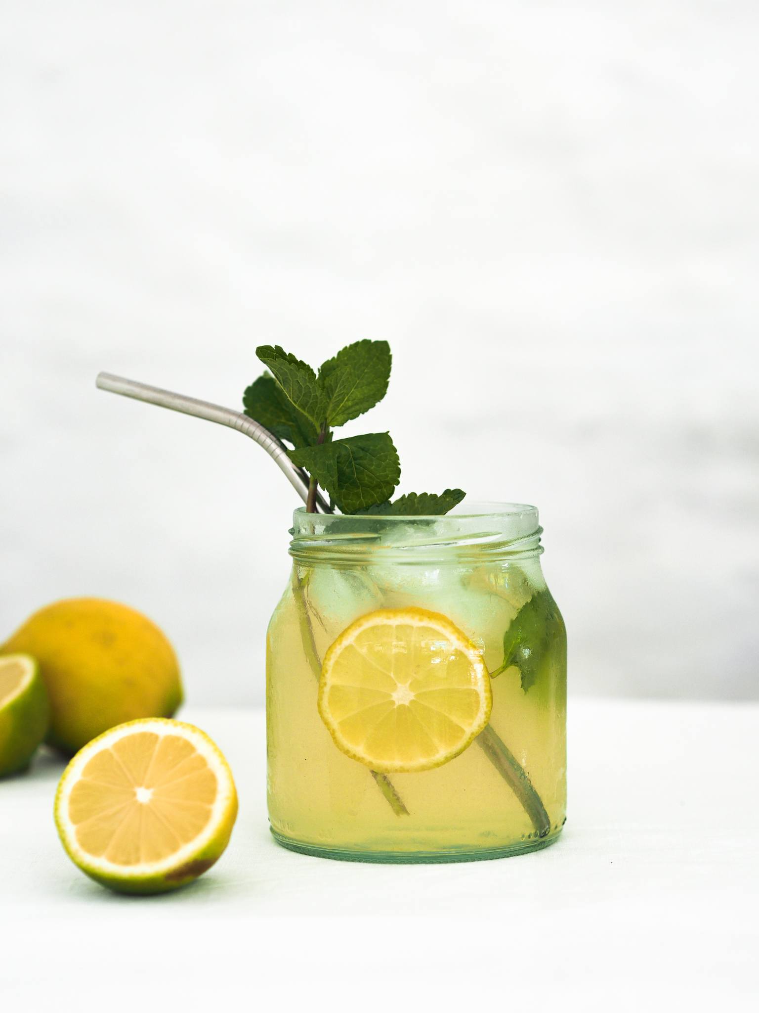 Lemonade - Opskrift på hjemmelavet citronlemonade