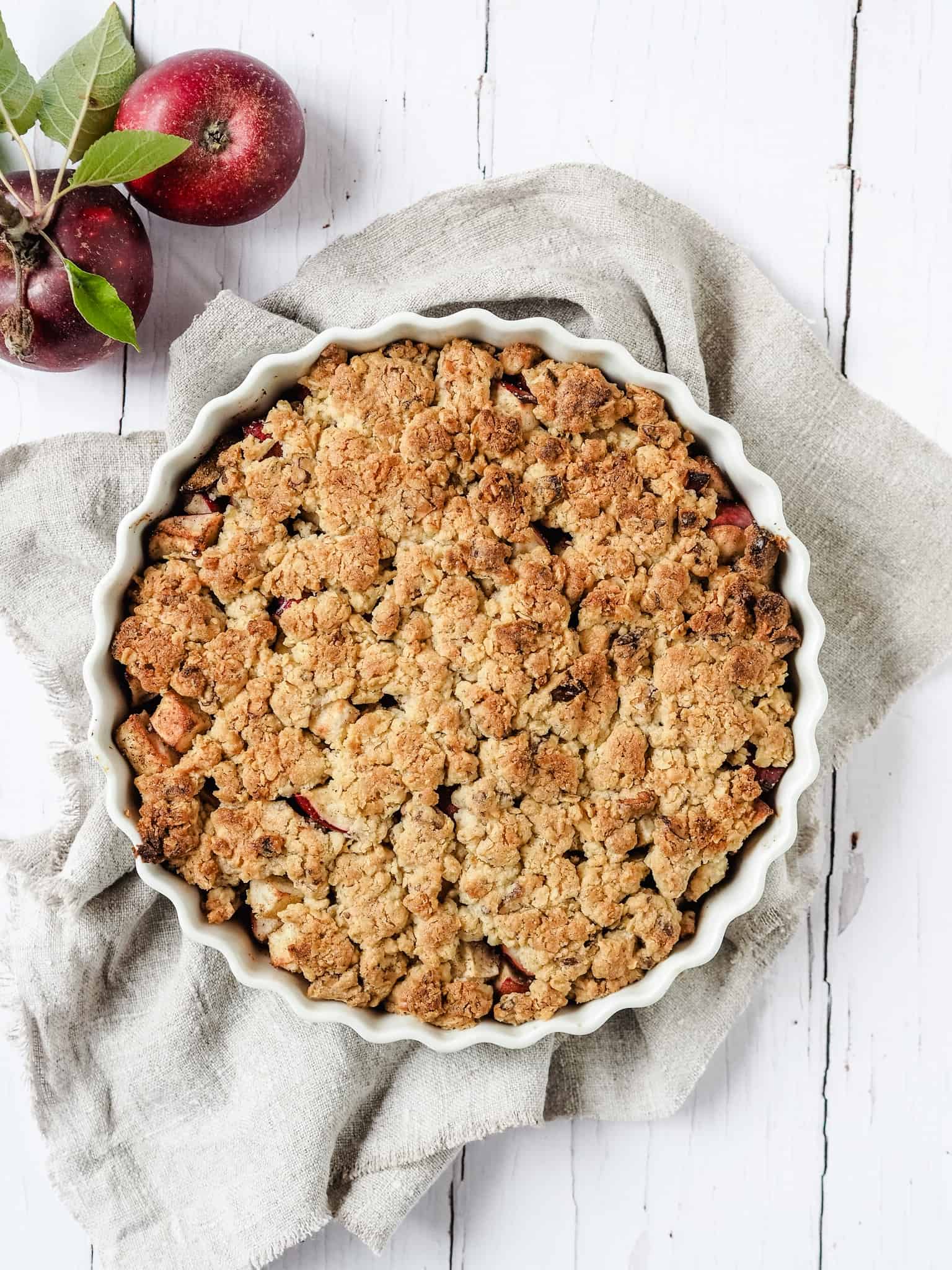 Æblecrumble - en nem opskrift på crumble dej med æbler