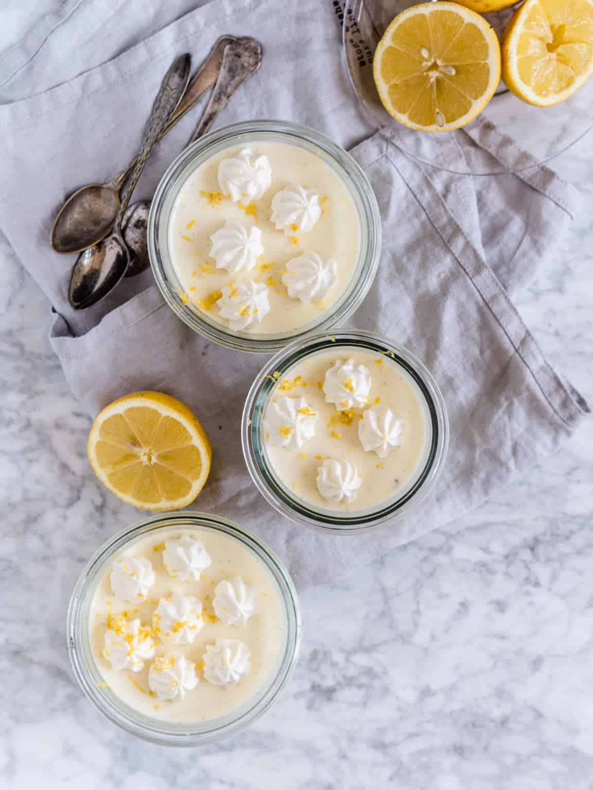 Citronfromage – Nem opskrift på frisk og klassisk dessert