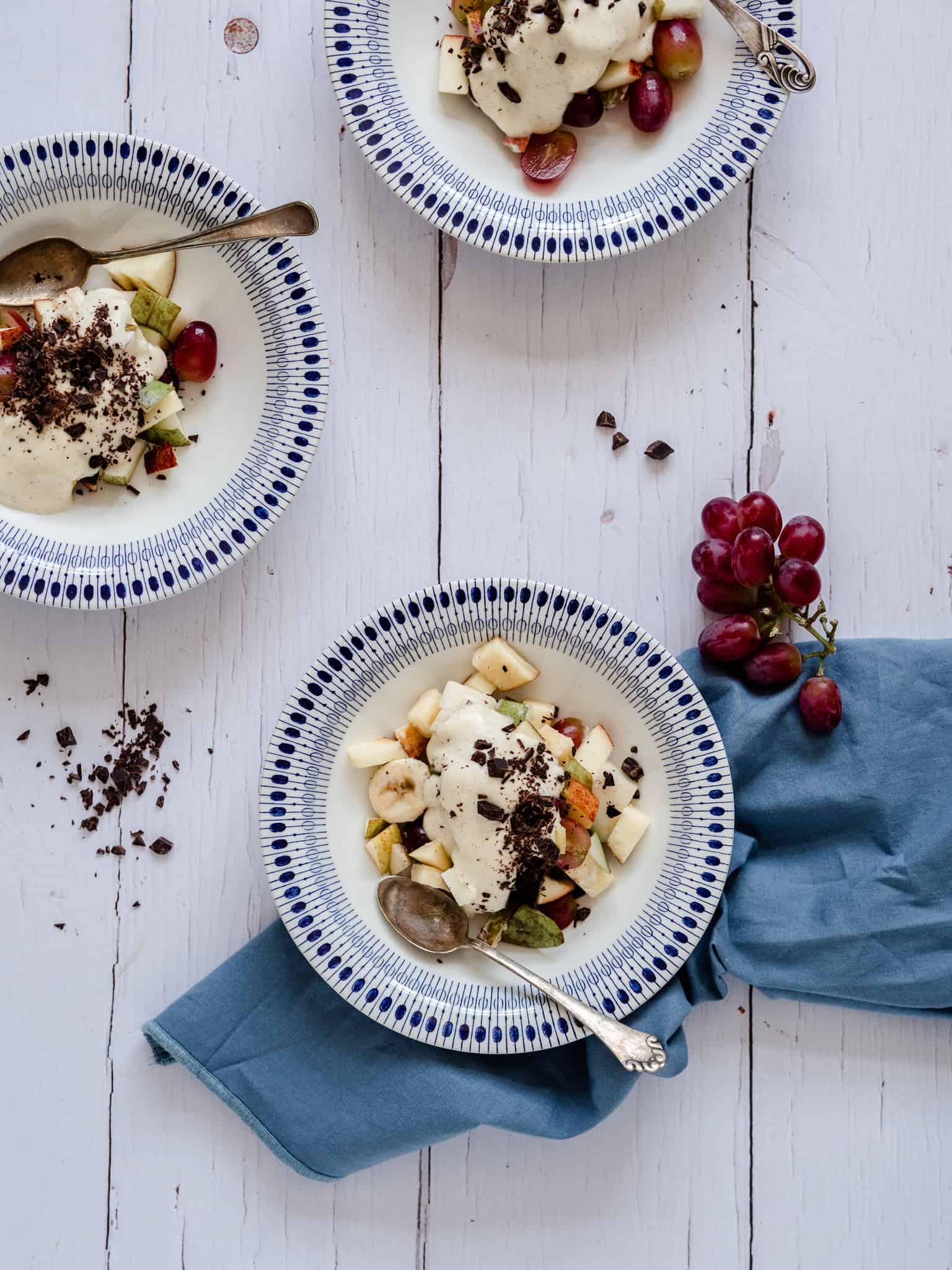 Frugtsalat med råcreme - opskrift på gammeldags abemad
