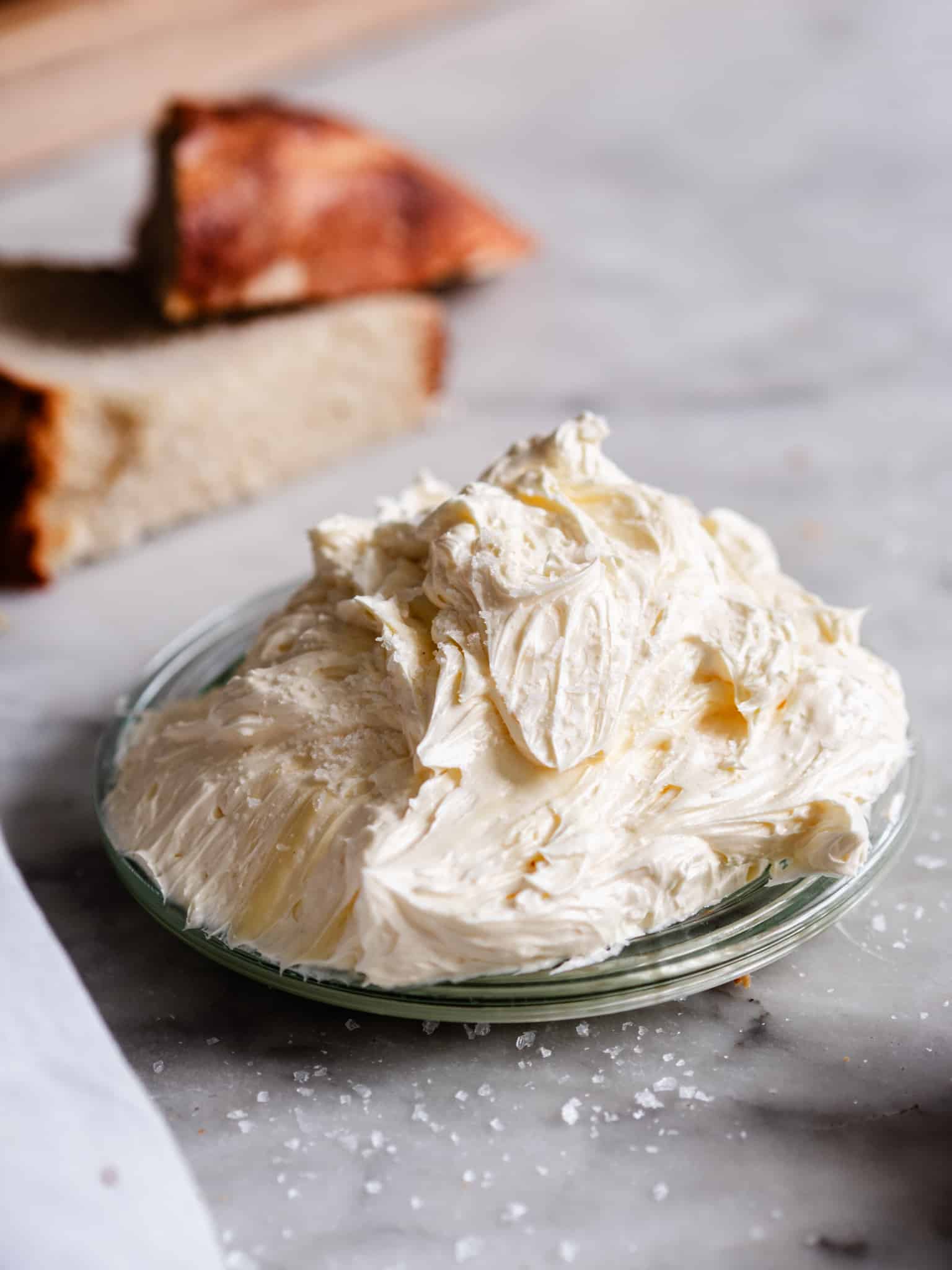 Pisket smør – cremet og luftigt smør på 10 minutter!