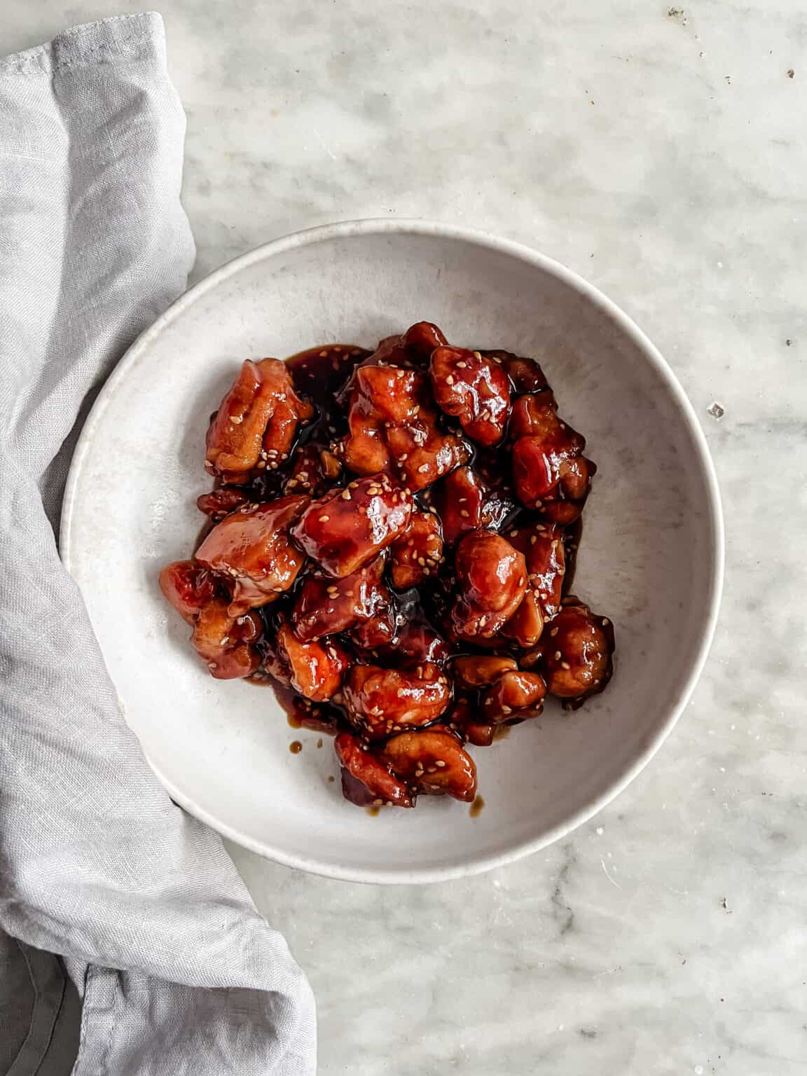 Sticky teriyaki kylling - Kylling med teriyaki-marinade