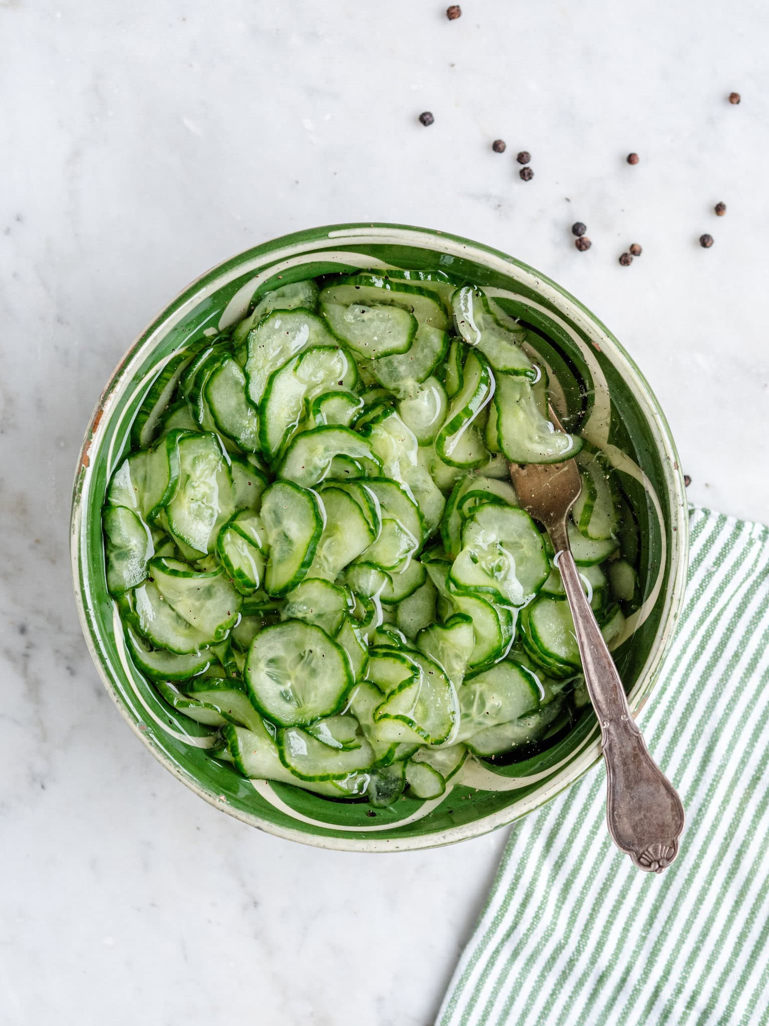 Syltede agurker – Opskrift på hjemmelavet agurkesalat