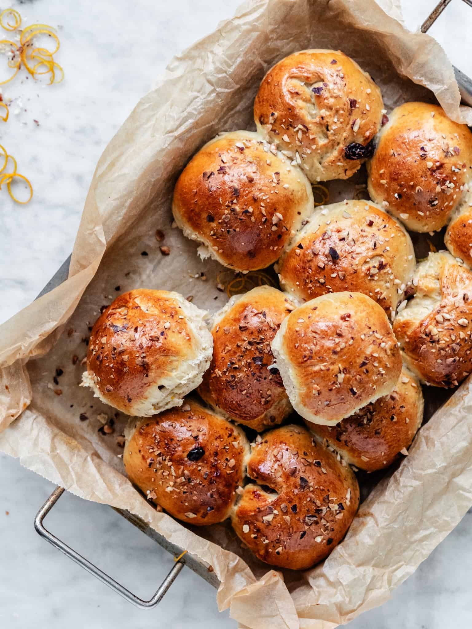 Juleboller med appelsin og kardemomme - bedste opskrift!