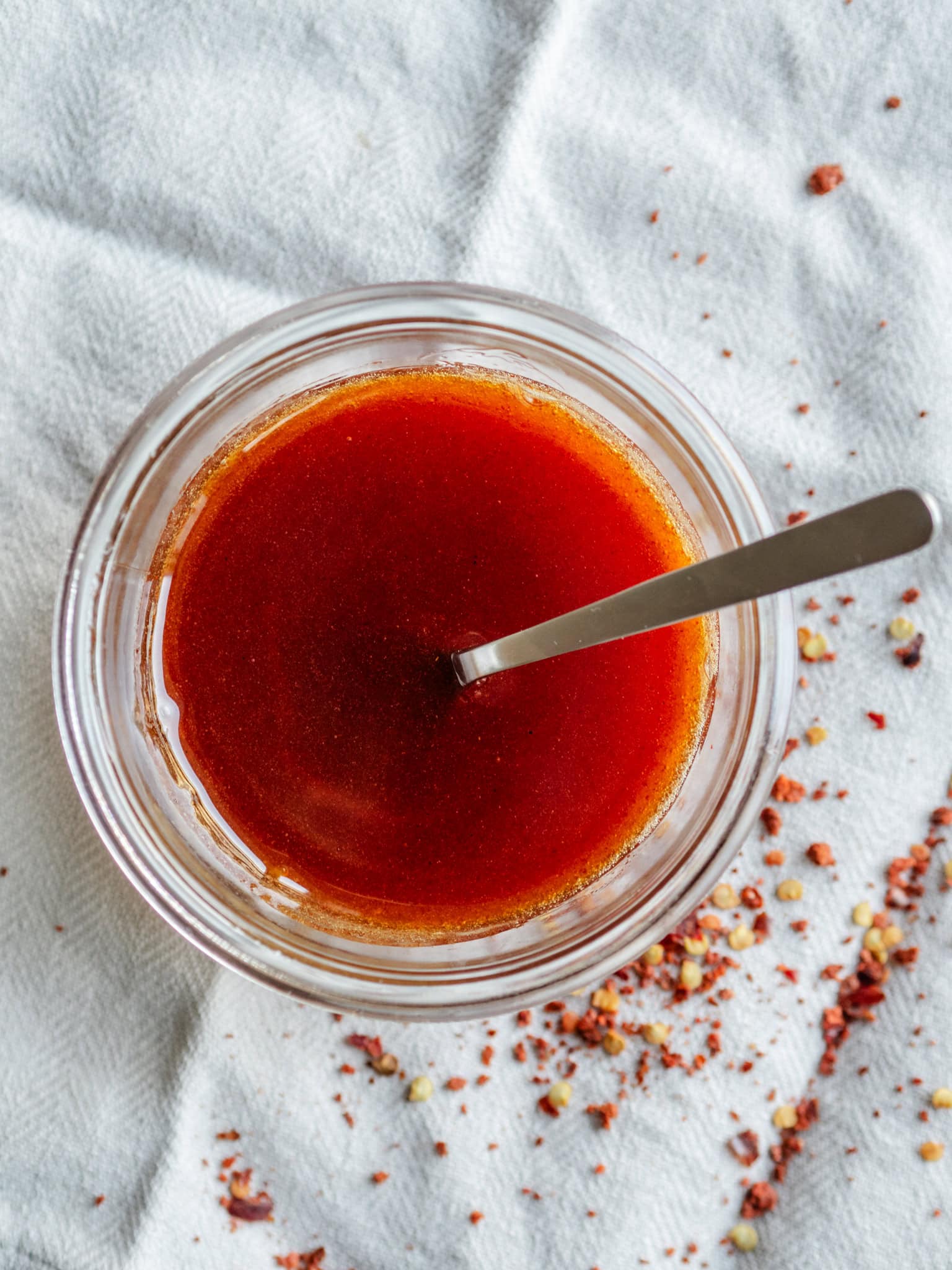 Hot honey sauce - Opskrift på chilihonning til pizza mv.